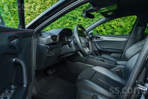Black Cupra Leon 2023 in Riga, with an engine capacity of 1.50 L and mileage of 73 thousand km for 21950 €, photo 11 on AUTOMOTO.COM.LV