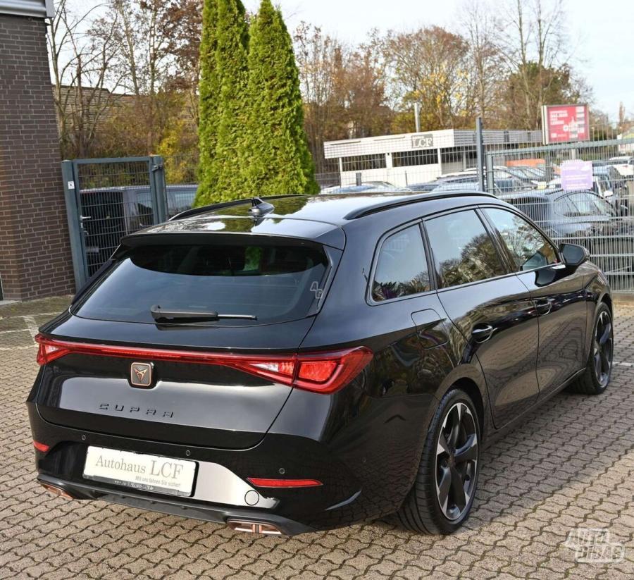 Black Cupra Leon 2024 in Kaunas, with an engine capacity of 1.40 L and mileage of 16 thousand km for 29085 €, photo 8 on AUTOMOTO.COM.LV