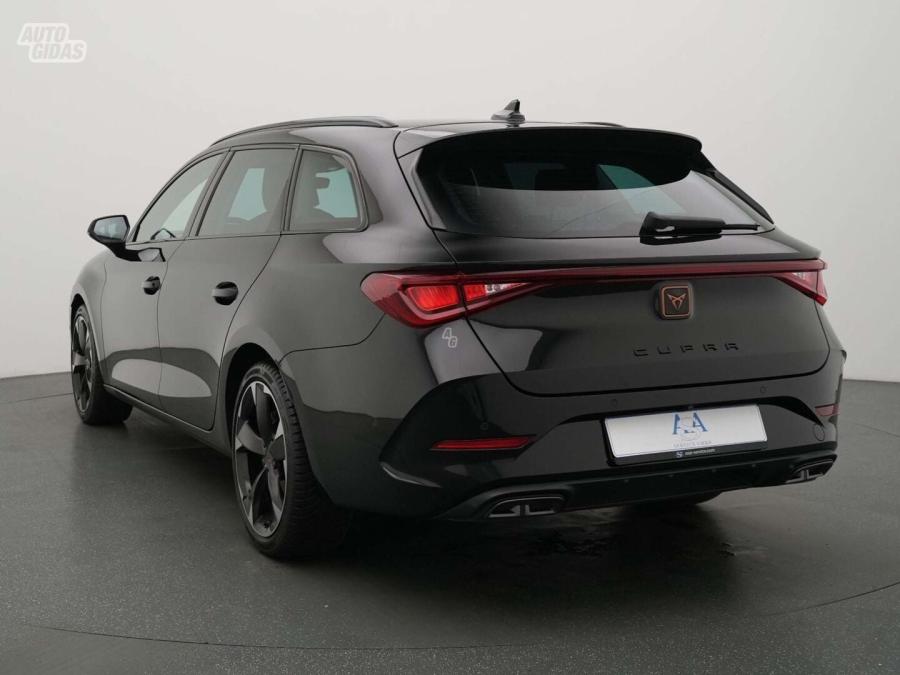 Melns Cupra Leon 2024 Kauņa, ar dzinēja tilpumu 1.50 L un nobraukumu 54 tūkst. km par 27658 €, foto 4 vietnē AUTOMOTO.COM.LV