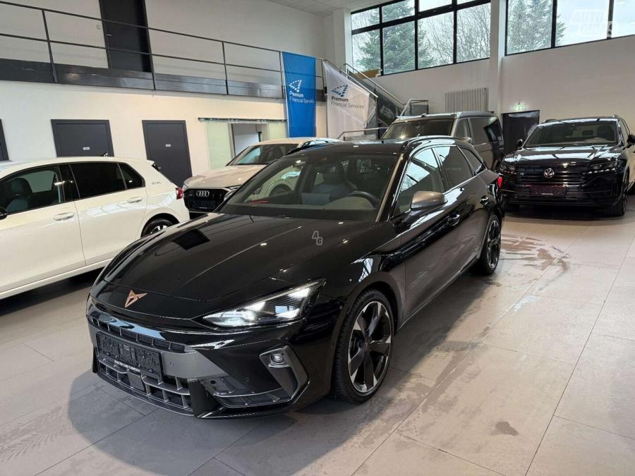 Черный Cupra Leon 2024 в Каунас, объемом двигателя 1.50 л и пробегом 22 тыс. км за 30076 €, фото 1 на AUTOMOTO.COM.LV