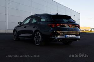 Черный Cupra Leon 2024 в Таллин, объемом двигателя 1.50 л и пробегом 51 тыс. км за 31499 €, фото 4 на AUTOMOTO.COM.LV