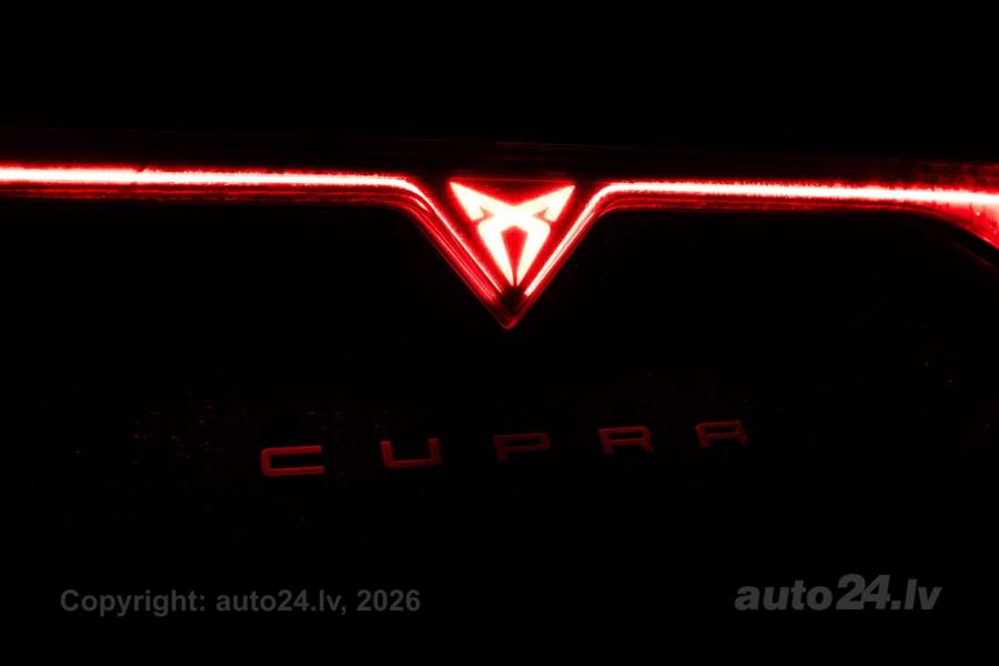 Черный Cupra Leon 2024 в Таллин, объемом двигателя 1.50 л и пробегом 51 тыс. км за 31499 €, фото 25 на AUTOMOTO.COM.LV