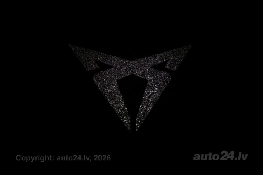Черный Cupra Leon 2024 в Таллин, объемом двигателя 1.50 л и пробегом 51 тыс. км за 31499 €, фото 26 на AUTOMOTO.COM.LV