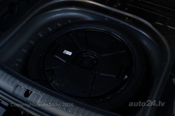 Melns Cupra Leon 2024 Tallina, ar dzinēja tilpumu 1.50 L un nobraukumu 51 tūkst. km par 31499 €, foto 8 vietnē AUTOMOTO.COM.LV