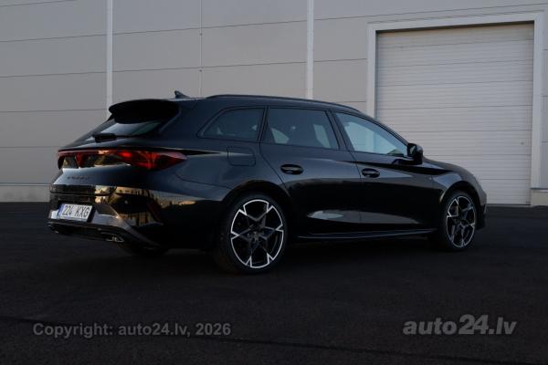 Melns Cupra Leon 2024 Tallina, ar dzinēja tilpumu 1.50 L un nobraukumu 51 tūkst. km par 31499 €, foto 10 vietnē AUTOMOTO.COM.LV