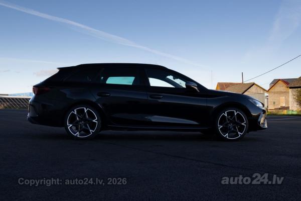 Melns Cupra Leon 2024 Tallina, ar dzinēja tilpumu 1.50 L un nobraukumu 51 tūkst. km par 31499 €, foto 11 vietnē AUTOMOTO.COM.LV