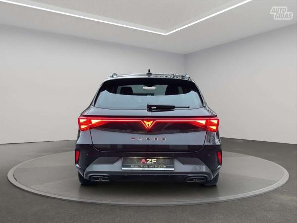 Черный Cupra Leon 2025 в Каунас, объемом двигателя 1.50 л и пробегом 13 тыс. км за 31104 €, фото 7 на AUTOMOTO.COM.LV