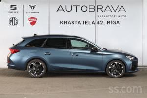 Blue Cupra Leon 2023 in Riga, with an engine capacity of 2.00 L and mileage of 77 thousand km for 24990 €, photo 6 on AUTOMOTO.COM.LV