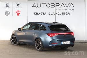 Blue Cupra Leon 2023 in Riga, with an engine capacity of 2.00 L and mileage of 77 thousand km for 24990 €, photo 9 on AUTOMOTO.COM.LV