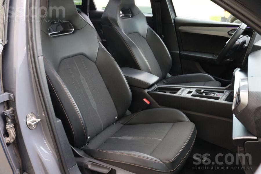 Blue Cupra Leon 2023 in Riga, with an engine capacity of 2.00 L and mileage of 77 thousand km for 24990 €, photo 32 on AUTOMOTO.COM.LV