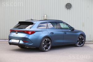 Blue Cupra Leon 2023 in Riga, with an engine capacity of 2.00 L and mileage of 77 thousand km for 24990 €, photo 35 on AUTOMOTO.COM.LV