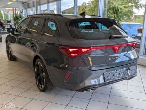Blue Cupra Leon 2025 in Kaunas, with an engine capacity of 1.50 L and mileage of 14 thousand km for 33197 €, photo 5 on AUTOMOTO.COM.LV