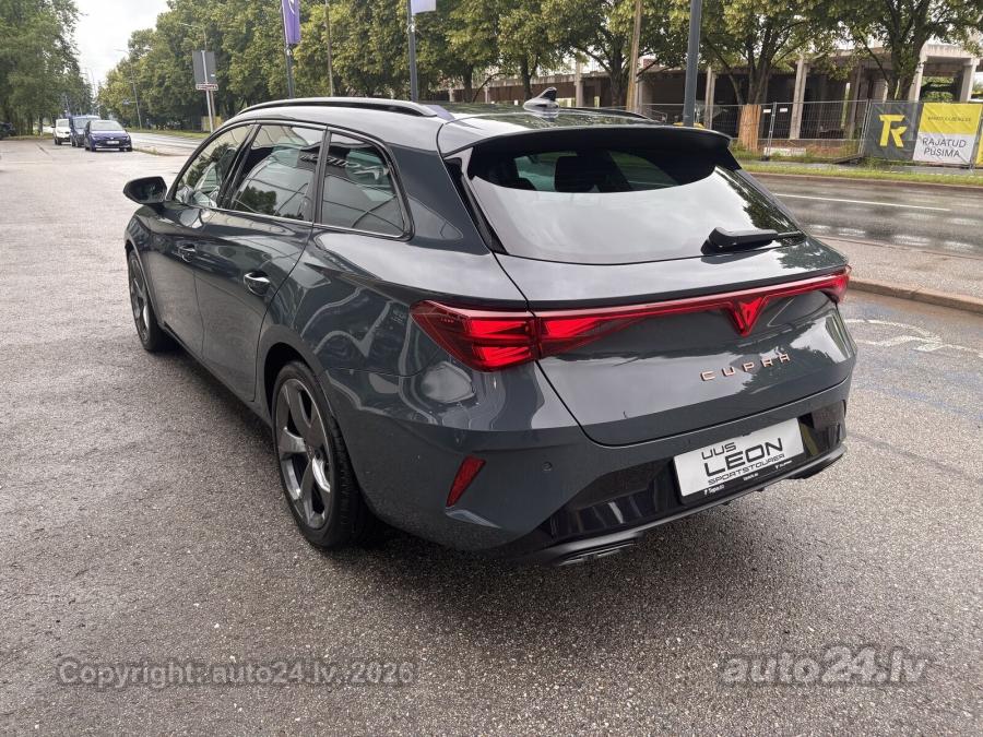 Zils Cupra Leon 2026 Tartu, ar dzinēja tilpumu 2.00 L un nobraukumu 0 tūkst. km par 32837 €, foto 4 vietnē AUTOMOTO.COM.LV