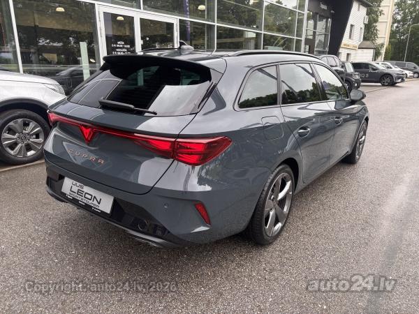 Zils Cupra Leon 2026 Tartu, ar dzinēja tilpumu 2.00 L un nobraukumu 0 tūkst. km par 32837 €, foto 4 vietnē AUTOMOTO.COM.LV