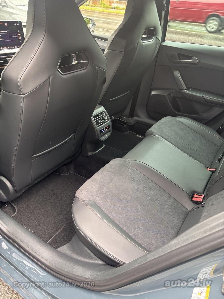 Zils Cupra Leon 2026 Tartu, ar dzinēja tilpumu 2.00 L un nobraukumu 0 tūkst. km par 32837 €, foto 12 vietnē AUTOMOTO.COM.LV