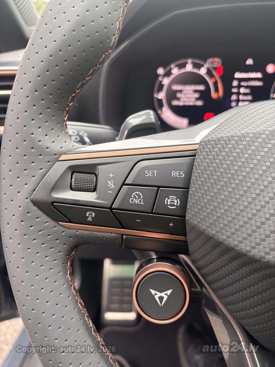 Zils Cupra Leon 2026 Tartu, ar dzinēja tilpumu 2.00 L un nobraukumu 0 tūkst. km par 32837 €, foto 15 vietnē AUTOMOTO.COM.LV