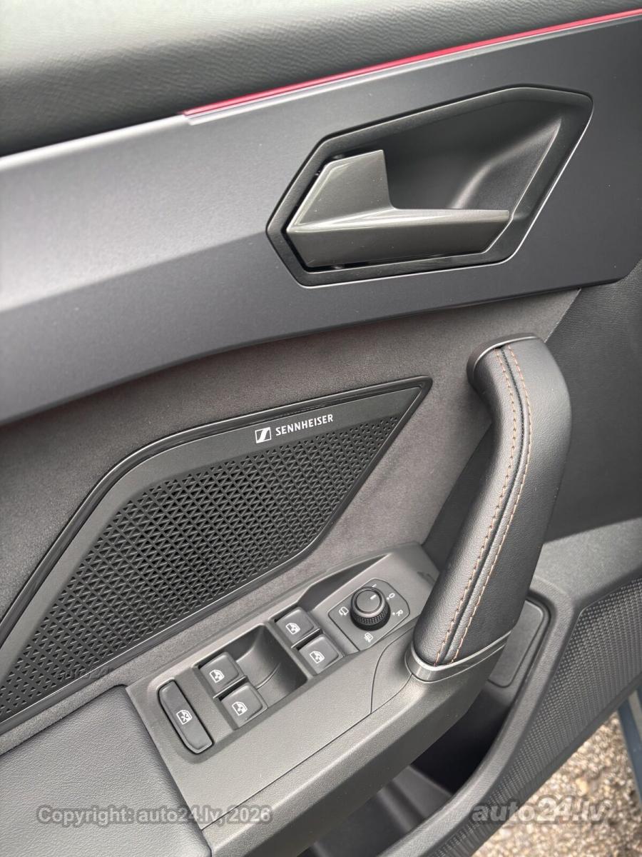 Zils Cupra Leon 2026 Tartu, ar dzinēja tilpumu 2.00 L un nobraukumu 0 tūkst. km par 32837 €, foto 17 vietnē AUTOMOTO.COM.LV