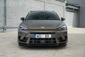Brown Cupra Leon 2024 in Riga, with an engine capacity of 2.00 L and mileage of 29 thousand km for 34900 €, photo 3 on AUTOMOTO.COM.LV