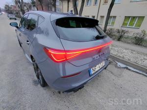 Pelēks Cupra Leon 2022 Rēzekne, ar dzinēja tilpumu 2.00 L un nobraukumu 20 tūkst. km par 30000 €, foto 4 vietnē AUTOMOTO.COM.LV