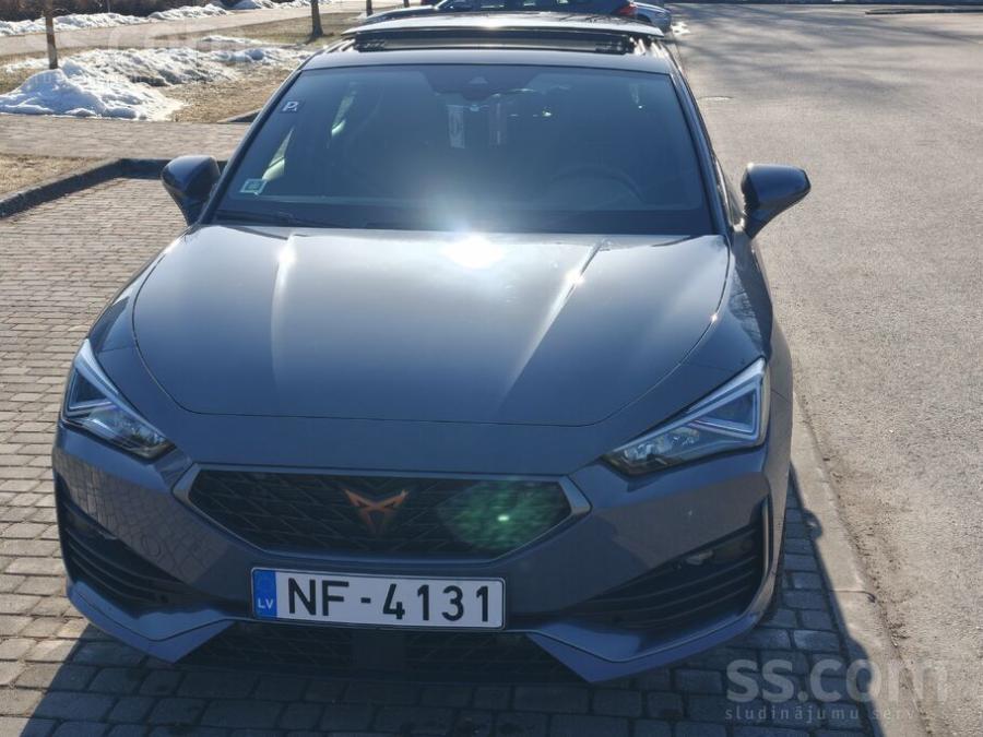 Серый Cupra Leon 2022 в Резекне, объемом двигателя 2.00 л и пробегом 24 тыс. км за 26700 €, фото 1 на AUTOMOTO.COM.LV