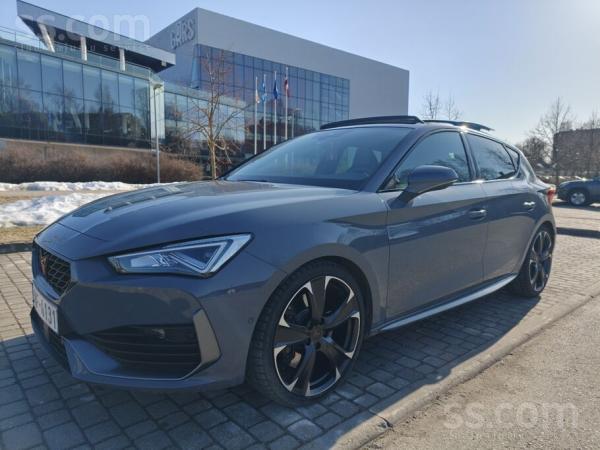 Grey Cupra Leon 2022 in Rezekne, with an engine capacity of 2.00 L and mileage of 24 thousand km for 26700 €, photo 2 on AUTOMOTO.COM.LV