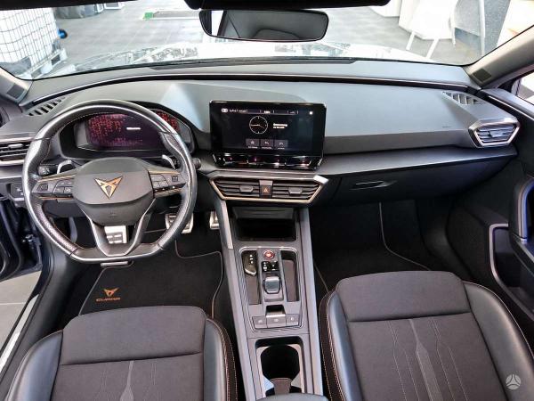 Серый Cupra Leon 2022 в Вильнюс, объемом двигателя 1.40 л и пробегом 131 тыс. км за 18500 €, фото 5 на AUTOMOTO.COM.LV
