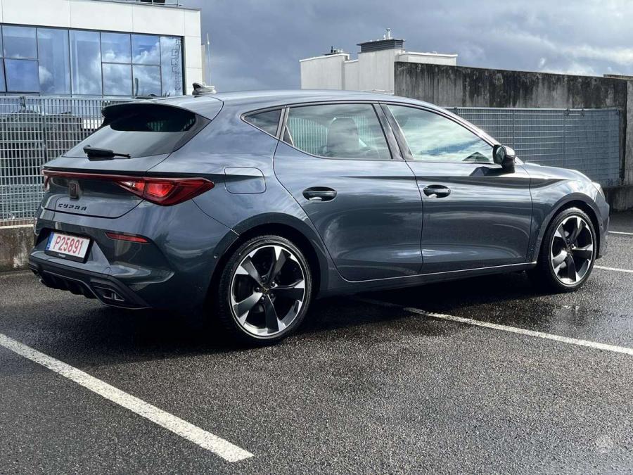 Pelēks Cupra Leon 2023 Viļņa, ar dzinēja tilpumu 1.50 L un nobraukumu 136 tūkst. km par 19450 €, foto 7 vietnē AUTOMOTO.COM.LV