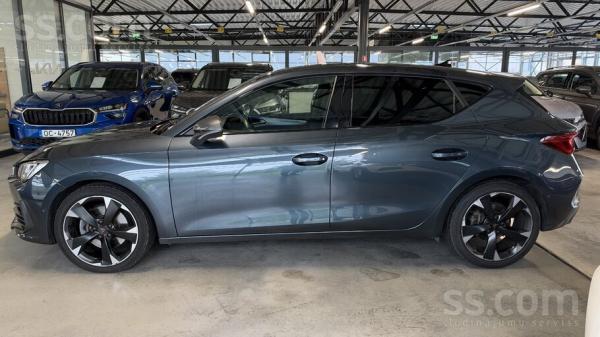 Pelēks Cupra Leon 2023 Rīga, ar dzinēja tilpumu 2.00 L un nobraukumu 55 tūkst. km par 21900 €, foto 3 vietnē AUTOMOTO.COM.LV