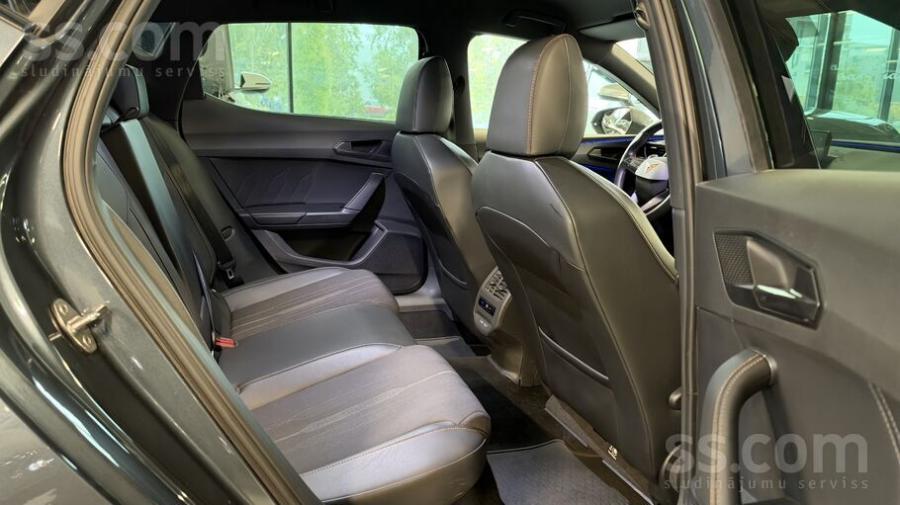 Pelēks Cupra Leon 2023 Rīga, ar dzinēja tilpumu 2.00 L un nobraukumu 55 tūkst. km par 21900 €, foto 17 vietnē AUTOMOTO.COM.LV