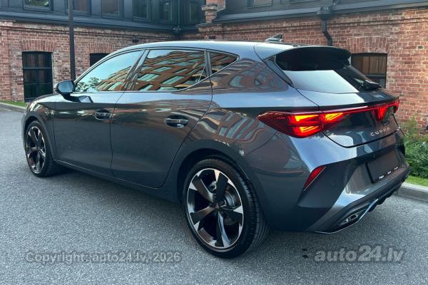 Серый Cupra Leon 2025 в Таллин, объемом двигателя 2.00 л и пробегом 15 тыс. км за 26900 €, фото 2 на AUTOMOTO.COM.LV