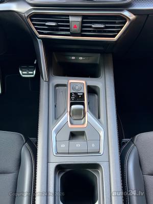 Grey Cupra Leon 2025 in Tallinn, with an engine capacity of 2.00 L and mileage of 15 thousand km for 26900 €, photo 25 on AUTOMOTO.COM.LV