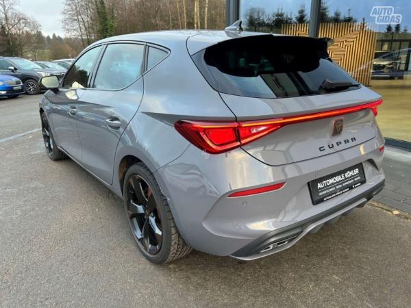 Grey Cupra Leon 2022 in Kaunas, with an engine capacity of 1.50 L and mileage of 44 thousand km for 29600 €, photo 6 on AUTOMOTO.COM.LV