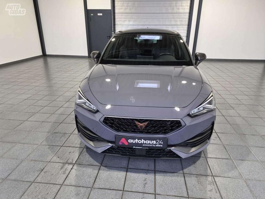 Pelēks Cupra Leon 2022 Kauņa, ar dzinēja tilpumu 2.00 L un nobraukumu 18 tūkst. km par 33209 €, foto 2 vietnē AUTOMOTO.COM.LV