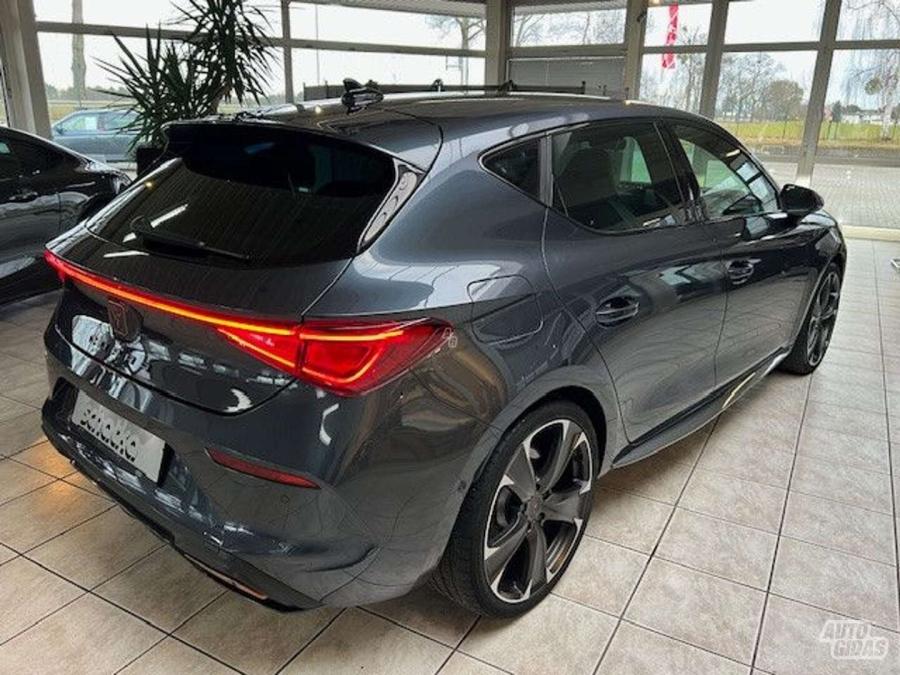 Pelēks Cupra Leon 2024 Kauņa, ar dzinēja tilpumu 1.40 L un nobraukumu 42 tūkst. km par 27035 €, foto 7 vietnē AUTOMOTO.COM.LV