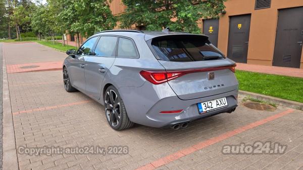 Серый Cupra Leon 2021 в Таллин, объемом двигателя 2.00 л и пробегом 71 тыс. км за 25990 €, фото 3 на AUTOMOTO.COM.LV
