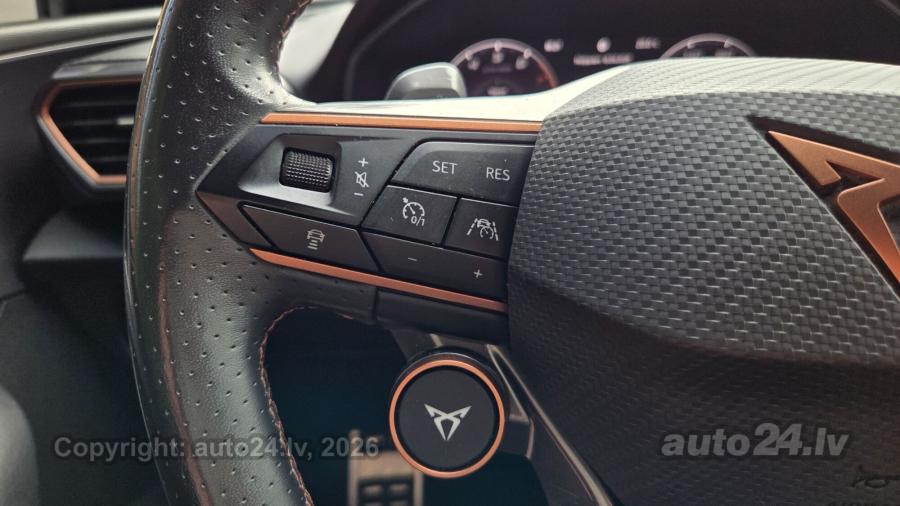 Pelēks Cupra Leon 2021 Tallina, ar dzinēja tilpumu 2.00 L un nobraukumu 71 tūkst. km par 25990 €, foto 14 vietnē AUTOMOTO.COM.LV