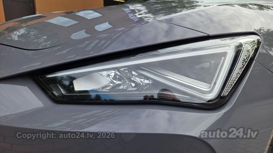 Pelēks Cupra Leon 2021 Tallina, ar dzinēja tilpumu 2.00 L un nobraukumu 71 tūkst. km par 25990 €, foto 22 vietnē AUTOMOTO.COM.LV