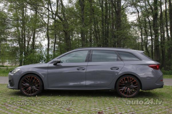 Grey Cupra Leon 2022 in Tallinn, with an engine capacity of 2.00 L and mileage of 23 thousand km for 32900 €, photo 7 on AUTOMOTO.COM.LV