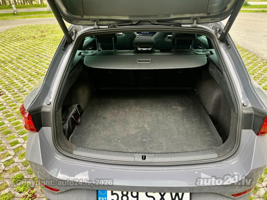 Pelēks Cupra Leon 2022 Tallina, ar dzinēja tilpumu 2.00 L un nobraukumu 23 tūkst. km par 32900 €, foto 11 vietnē AUTOMOTO.COM.LV