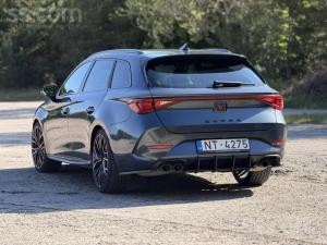 Серый Cupra Leon 2022 в Лиепая, объемом двигателя 2.00 л и пробегом 48 тыс. км за 28500 €, фото 4 на AUTOMOTO.COM.LV