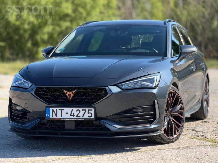 Pelēks Cupra Leon 2022 Liepāja, ar dzinēja tilpumu 2.00 L un nobraukumu 48 tūkst. km par 28500 €, foto 1 vietnē AUTOMOTO.COM.LV
