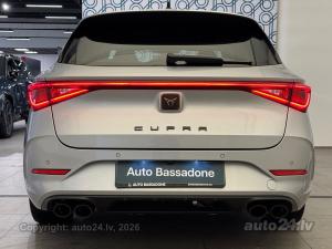 Серый Cupra Leon 2022 в Таллин, объемом двигателя 2.00 л и пробегом 27 тыс. км за 28900 €, фото 8 на AUTOMOTO.COM.LV