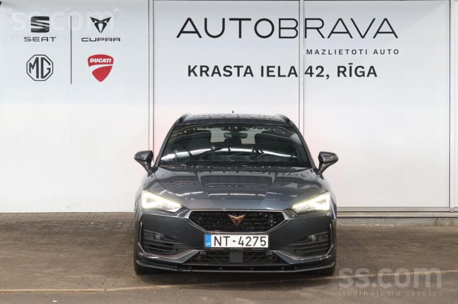 Grey Cupra Leon 2022 in Riga, with an engine capacity of 2.00 L and mileage of 51 thousand km for 26990 €, photo 3 on AUTOMOTO.COM.LV