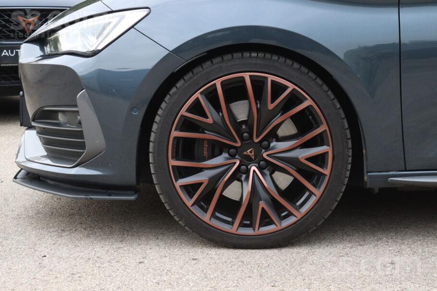 Grey Cupra Leon 2022 in Riga, with an engine capacity of 2.00 L and mileage of 51 thousand km for 26990 €, photo 36 on AUTOMOTO.COM.LV
