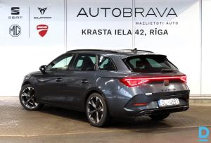Grey Cupra Leon 2023 in Riga, with an engine capacity of 1.50 L and mileage of 30 thousand km for 24990 €, photo 2 on AUTOMOTO.COM.LV