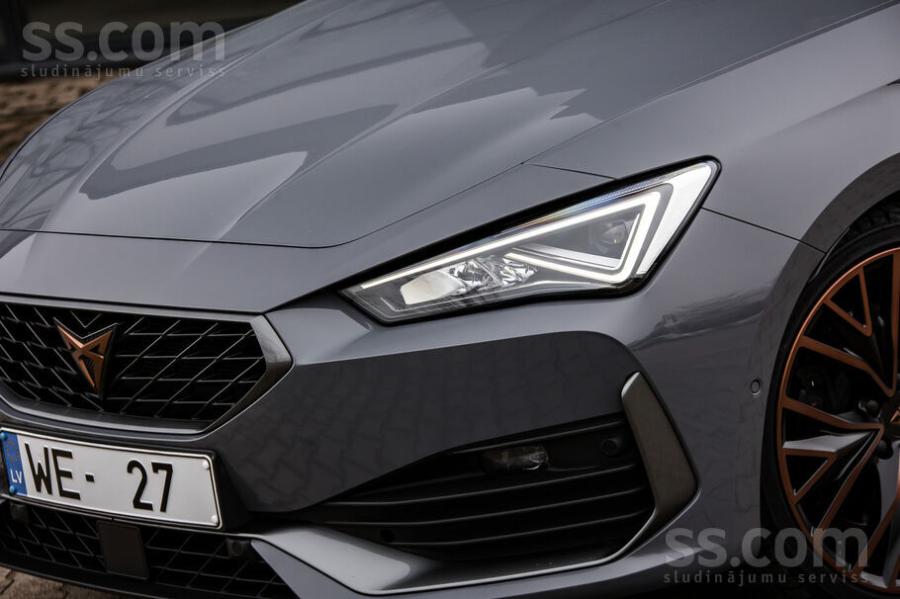 Pelēks Cupra Leon 2023 Dobele, ar dzinēja tilpumu 2.00 L un nobraukumu 78 tūkst. km par 27850 €, foto 3 vietnē AUTOMOTO.COM.LV