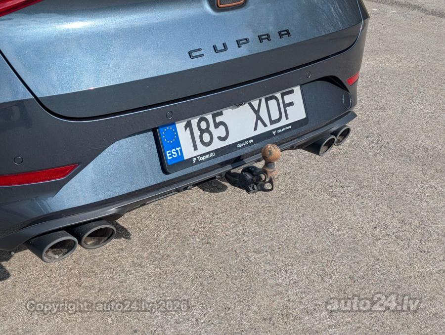 Grey Cupra Leon 2023 in Tallinn, with an engine capacity of 2.00 L and mileage of 55 thousand km for 28950 €, photo 8 on AUTOMOTO.COM.LV