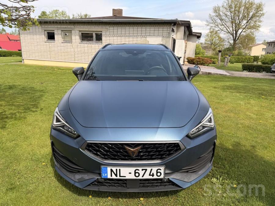 Серый Cupra Leon 2023 в Огре, объемом двигателя 2.00 л и пробегом 760 тыс. км за 24960 €, фото 3 на AUTOMOTO.COM.LV