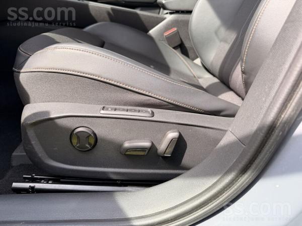 Grey Cupra Leon 2023 in Ogre, with an engine capacity of 2.00 L and mileage of 760 thousand km for 24960 €, photo 8 on AUTOMOTO.COM.LV