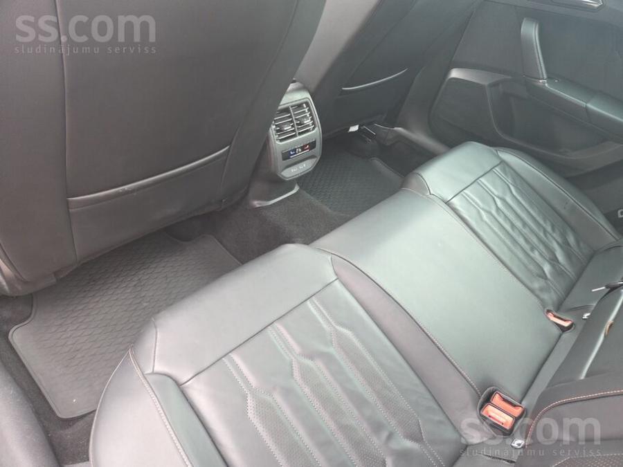Grey Cupra Leon 2023 in Riga, with an engine capacity of 1.50 L and mileage of 41 thousand km for 23700 €, photo 16 on AUTOMOTO.COM.LV